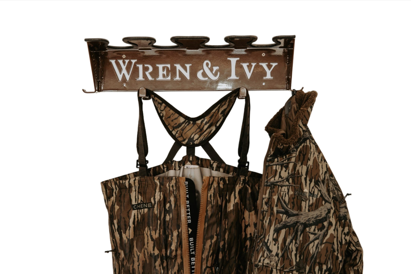 WALLHANGER BOOT AND WADER RACK – Wren and Ivy