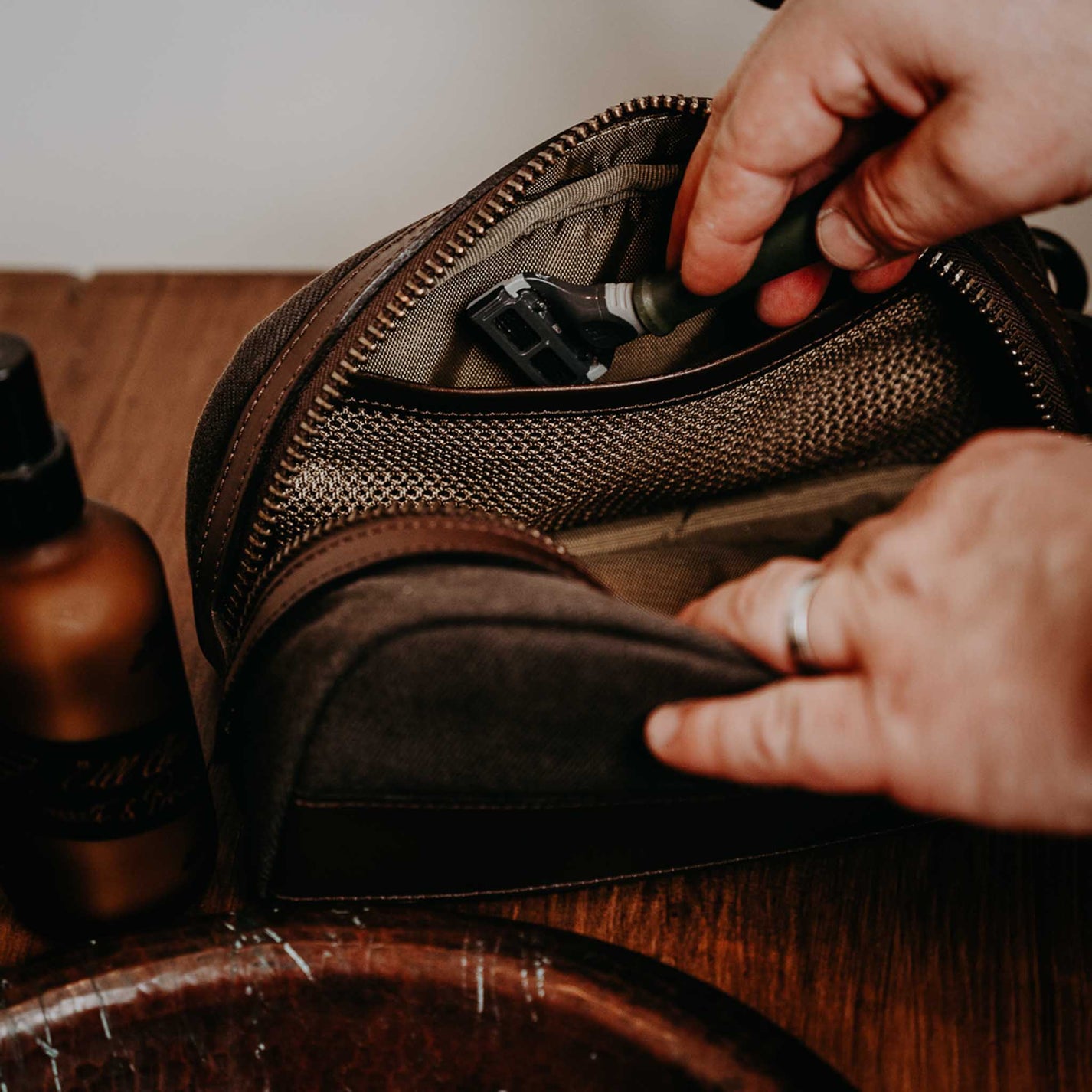 GENTLEMAN’S OVERNIGHT KIT